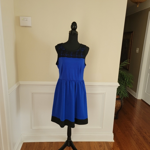 Elle | Dresses | Elle Dress | Poshmark